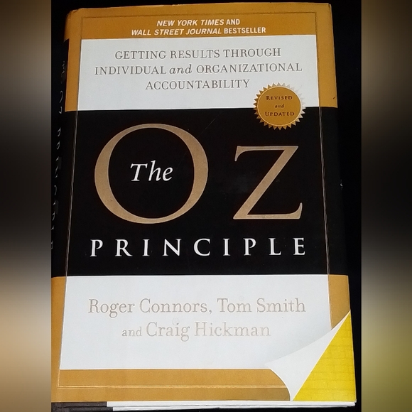 Accents | The Oz Principle Book | Poshmark